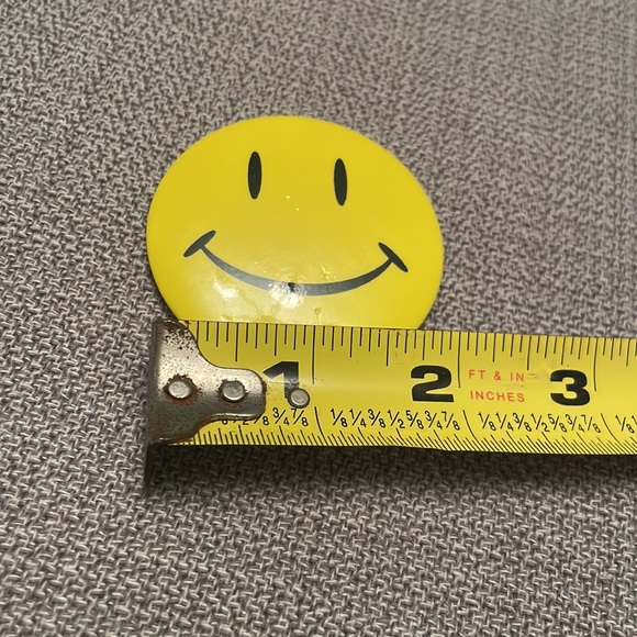 Accessories | Vintage Smiley Face Pin Button | Poshmark